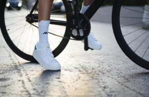 Adidas VeloStan Smith: a reinterpretation of the iconic sneaker for ...